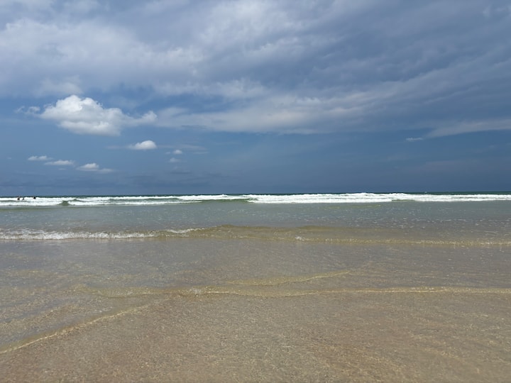 Oceanfront Studio, Stunning View, Steps From Beach - Daytona Beach, FL