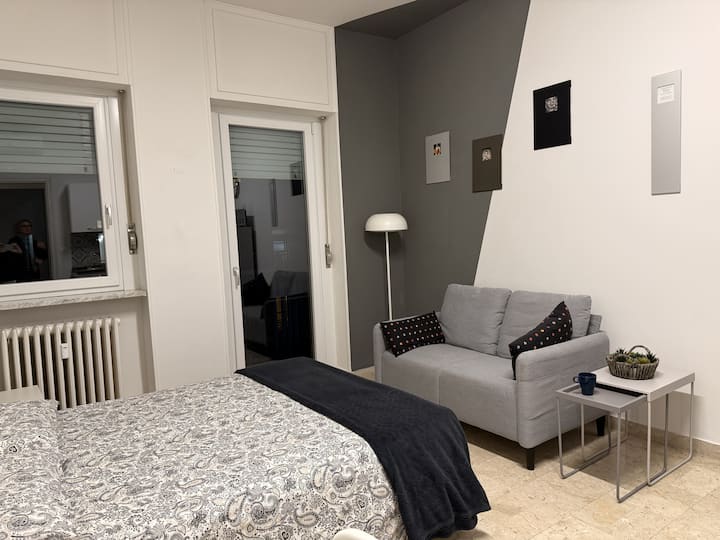 Monolocale Metro Torino - Turín