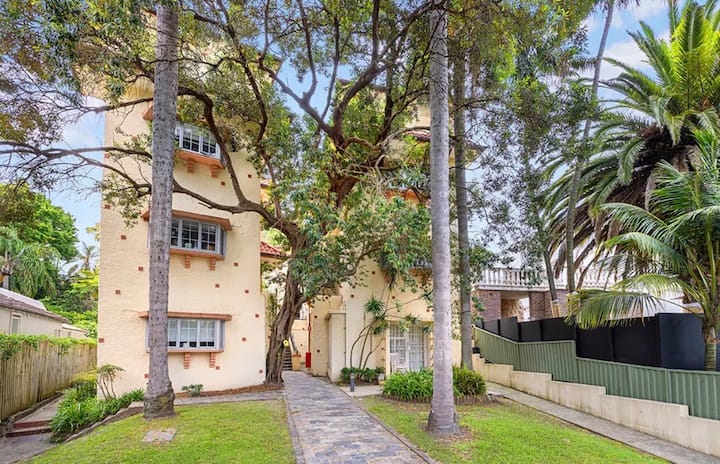 New To Airbnb Cute 1 Br + Sofa Bed Close To Beach - Australia