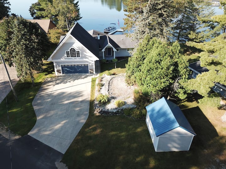 The Lakehouse 3208 - Gaylord, MI