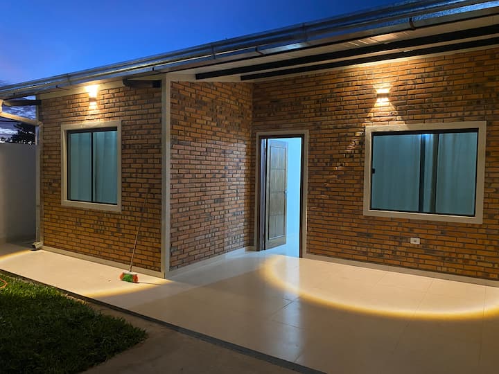 San Antonio Home - Ypané