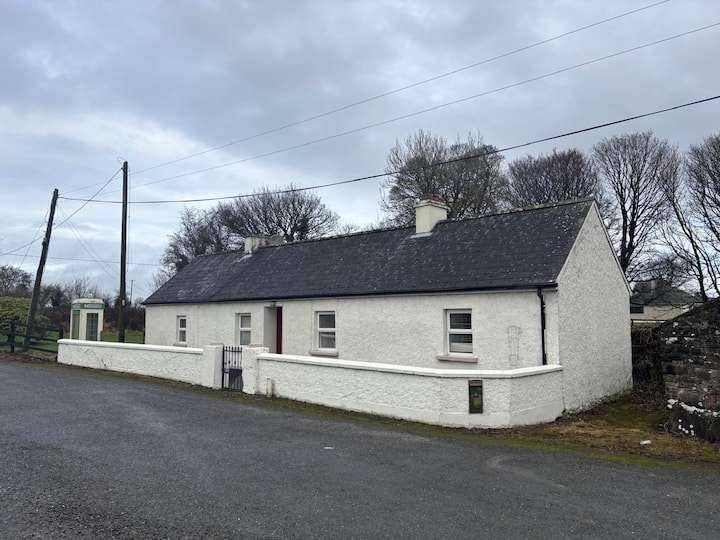 The Old Post Office - Longford