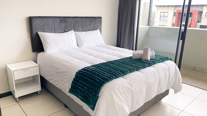 Serene Aura - Near Moniticasino - Chartwell