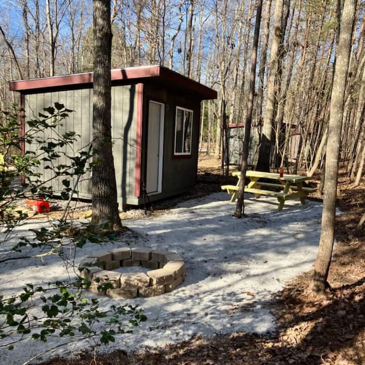 Rustic Cabin In The Woods - Laurel Falls, Coalmont