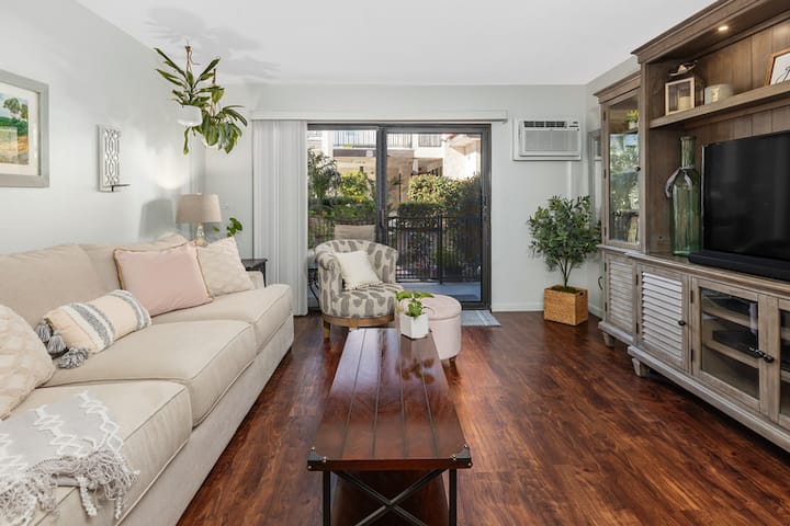 Ideal For Traveling Pros | Stylish & Clean | 1br - San Diego County, CA
