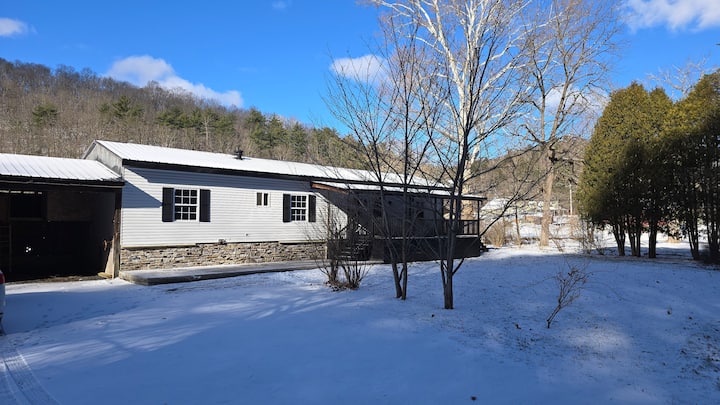 Cottage In The Hollow - Huntingdon County