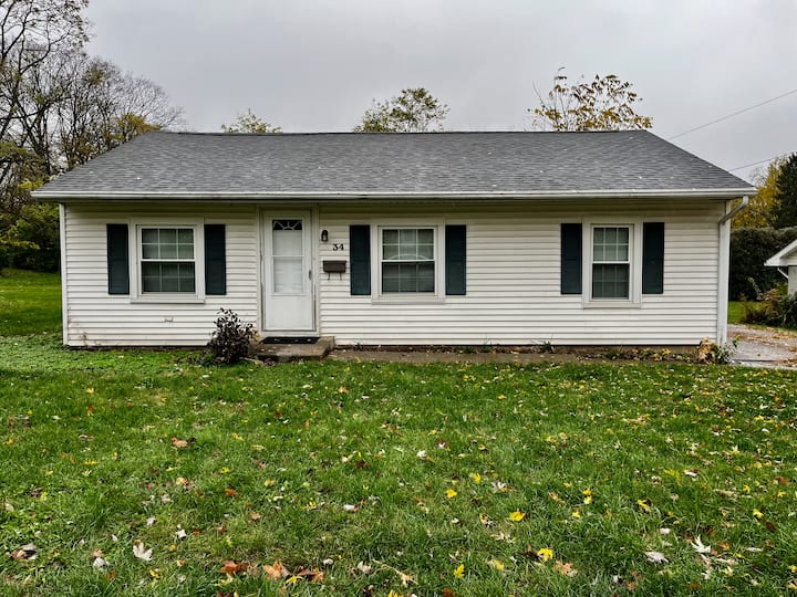 Centerville Uptown Retreat - Waynesville, OH