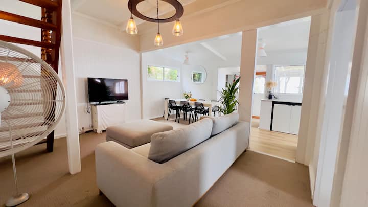 Ocean View House In Cliffs - Stanwell Park