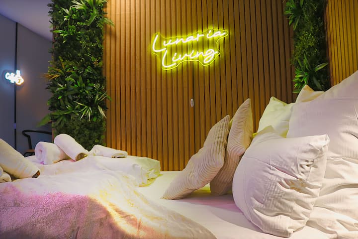 Wlan I Retrokonsole I Parkplatz I Zentral I Tor 17 - Wolfsburg