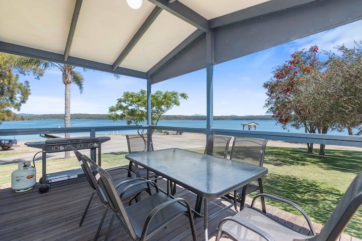 Waterfront Cabin - Bermagui