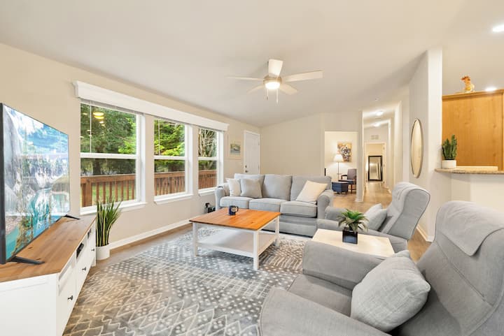 The Wilkinson House - Minutes To Charming Langley - Langley