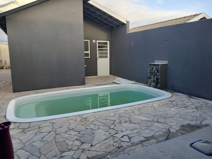 Casa Com Piscina Para Temporada. - Itapetininga