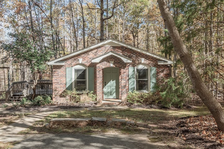 Woodland Cottage On 40+ Acre Farm - Lancaster, SC