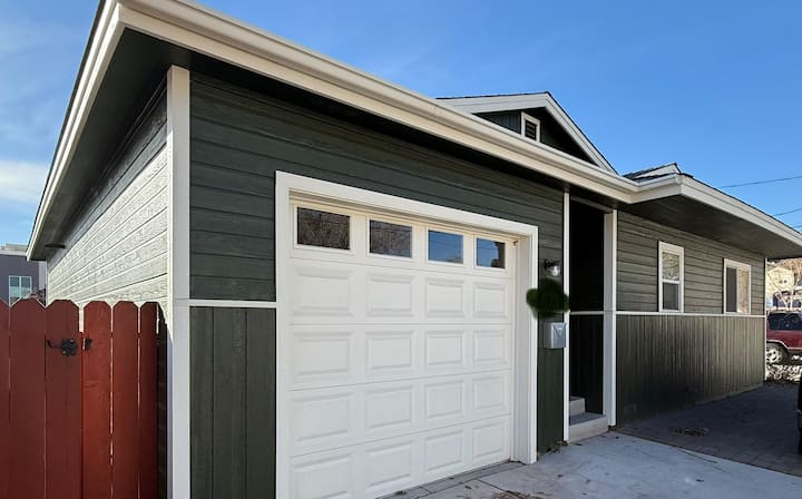 Midtown Reno Escape - Reno, NV