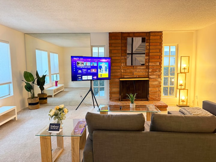 Jie's 3b3b Arcadia Oasis With Bonus Room (On Sale) - Pasadena, CA