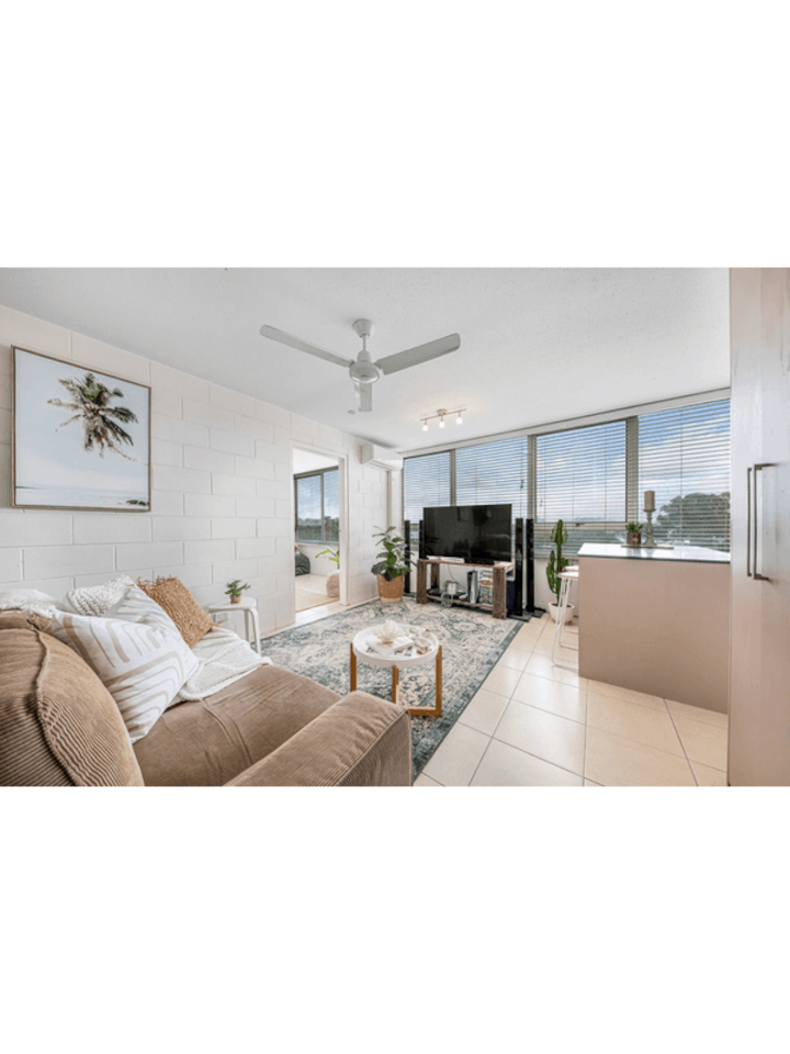 200 Metres Walk To The Beach! - Maroochydore