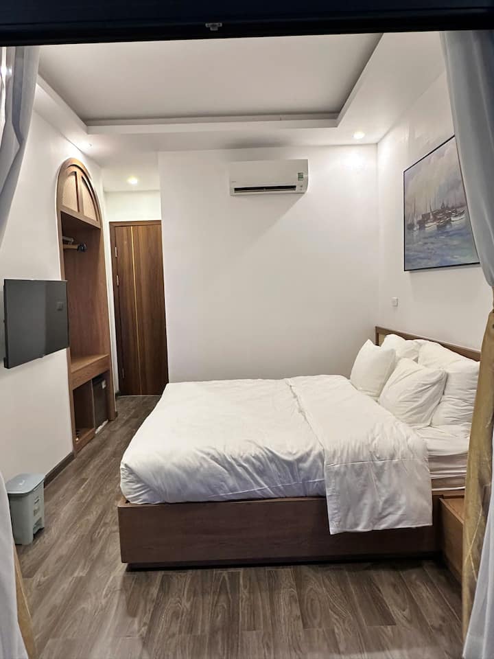 Balcony King Bed - Rosehill Hotel Phú Quốc -Ch031 - Phú Quốc