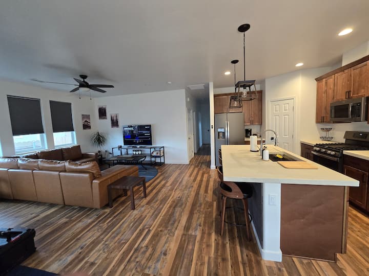 Cozy House In The Pines - Williams, AZ