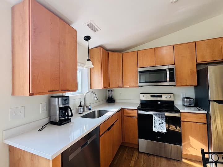 Entire Charming 3b1b In Federal Hill Free Parking - プロビデンス, RI