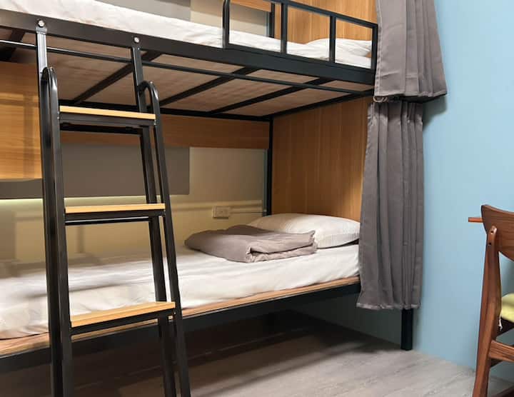 E Go Ray 6人背包房 #1｜距離寶雅 、711 走路5分鐘｜能潛水也能放鬆的小家 - 恆春