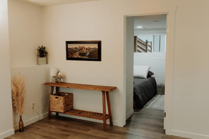 Cozy Suite In East Hill - Vernon