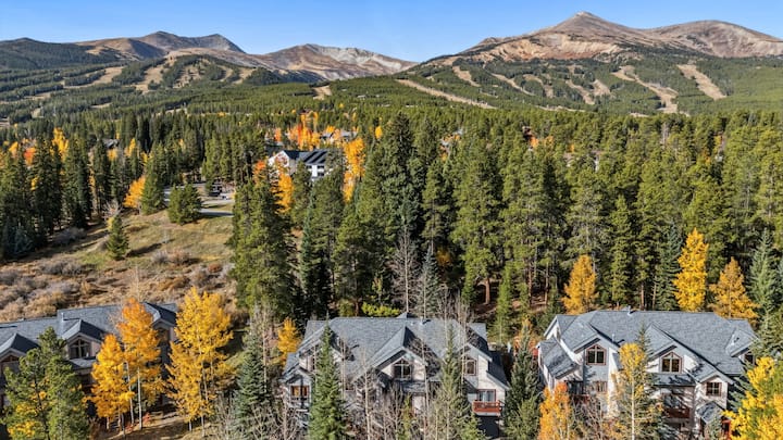 Ski-in/ski-out, Private Garage Parking, Townhome - Breckenridge, CO