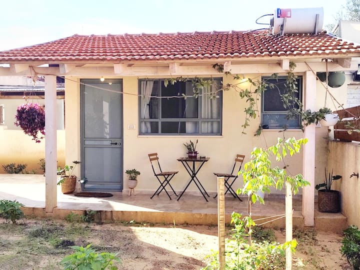 יחידת אירוח שלווה בפרדס חנה - Israël