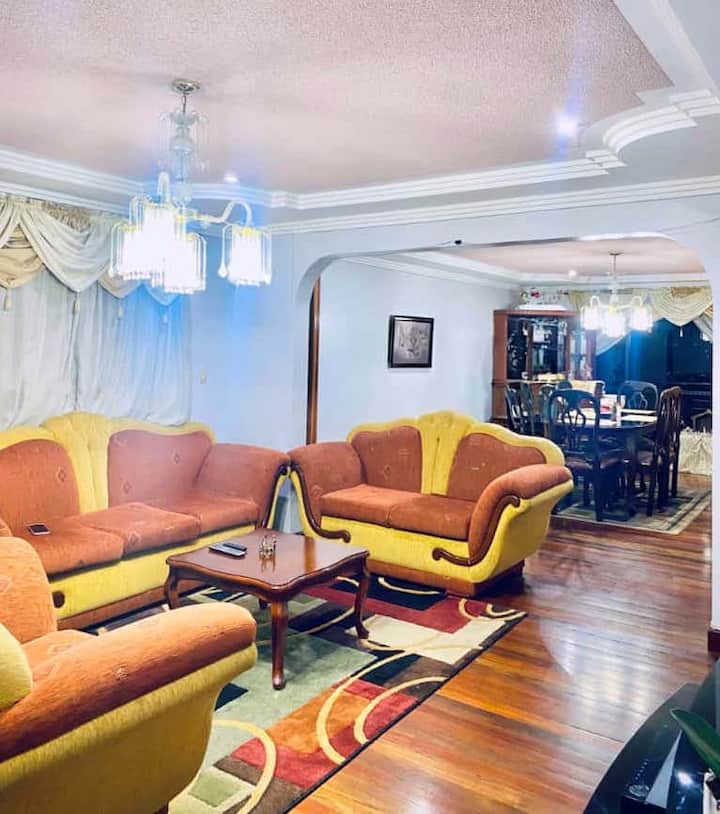 Apartamento Amplio Y Confort - Batan Shopping - Cuenca