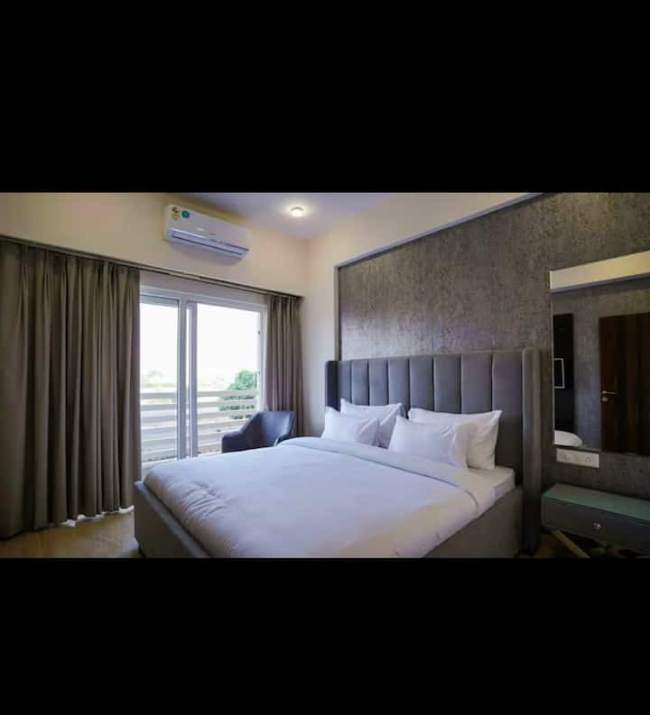 Namah Spiritual Resort Stay With Kitchen - Vrindavan