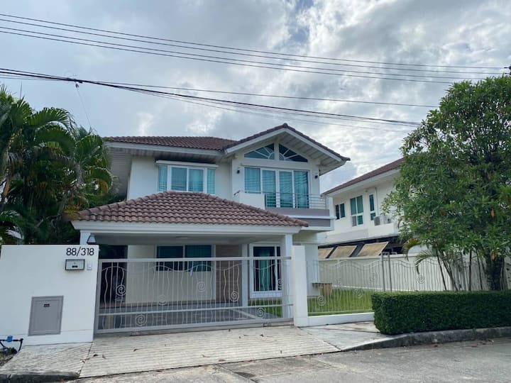 Peaceful Home In Kohkeaw Phuket - Phuket