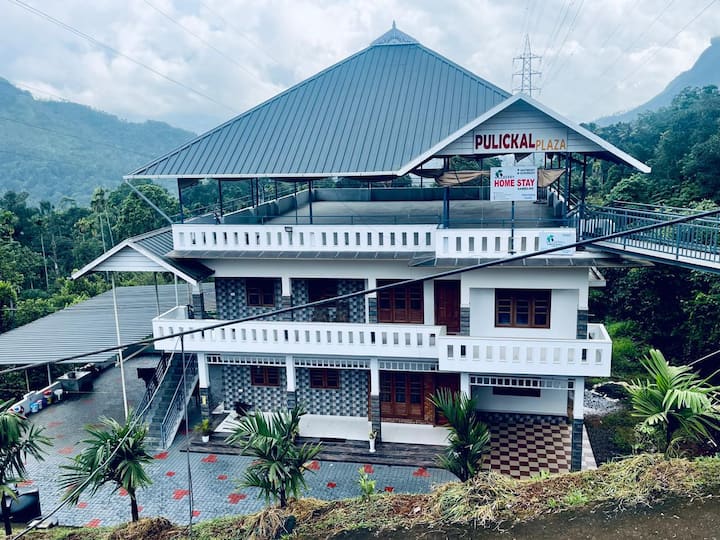 Mulberry Homestay Kallar Kambiline - Munnar