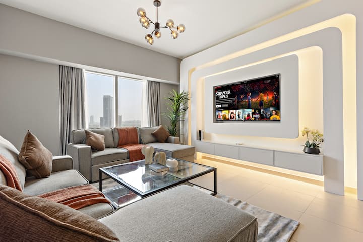 Supreme Serenity: Breathtaking Views, Pool & Gym - Abu Dhabi