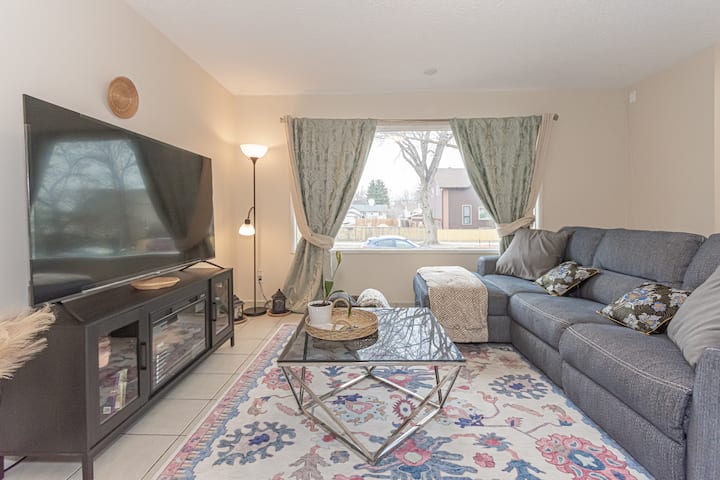 City Of Champions Suite - Saint-Albert