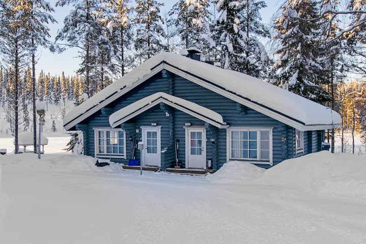 Hallan Akka A1 By The Lake Syväjärvi - Hyrynsalmi