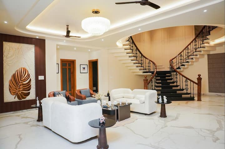 Florentino The Luxury Villa - Amritsar