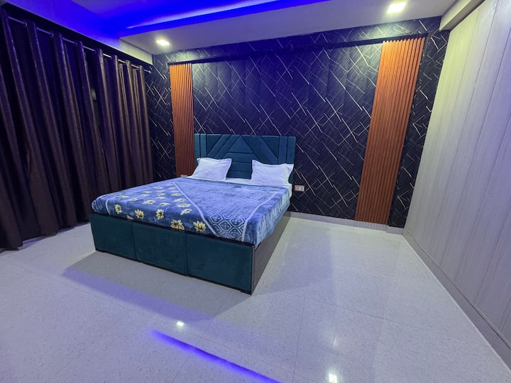 Totally New Property Fully Independent Studio Flat - Mathura