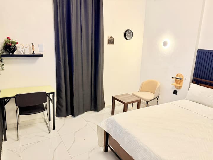 Azona Guesthouse 7 Sur Le Boulevard Kilwa Lushi - Lubumbashi