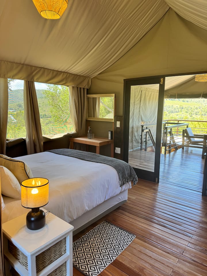 Glamper 2 - Hoopoe, Family Suite, Pool, Plett. - Western Cape