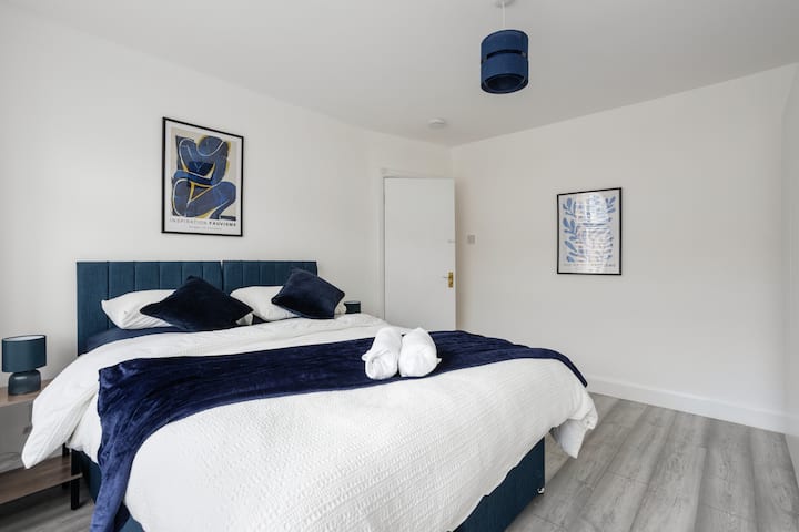 The Heathrow House –5br Home For Long-term Comfort - Hounslow