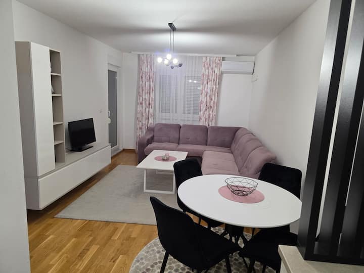 Dora'k Apartman - Kosovo