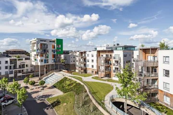 Two-bedroom Flat • Cambridge • Free Wi-fi •Balcony - Cambridge