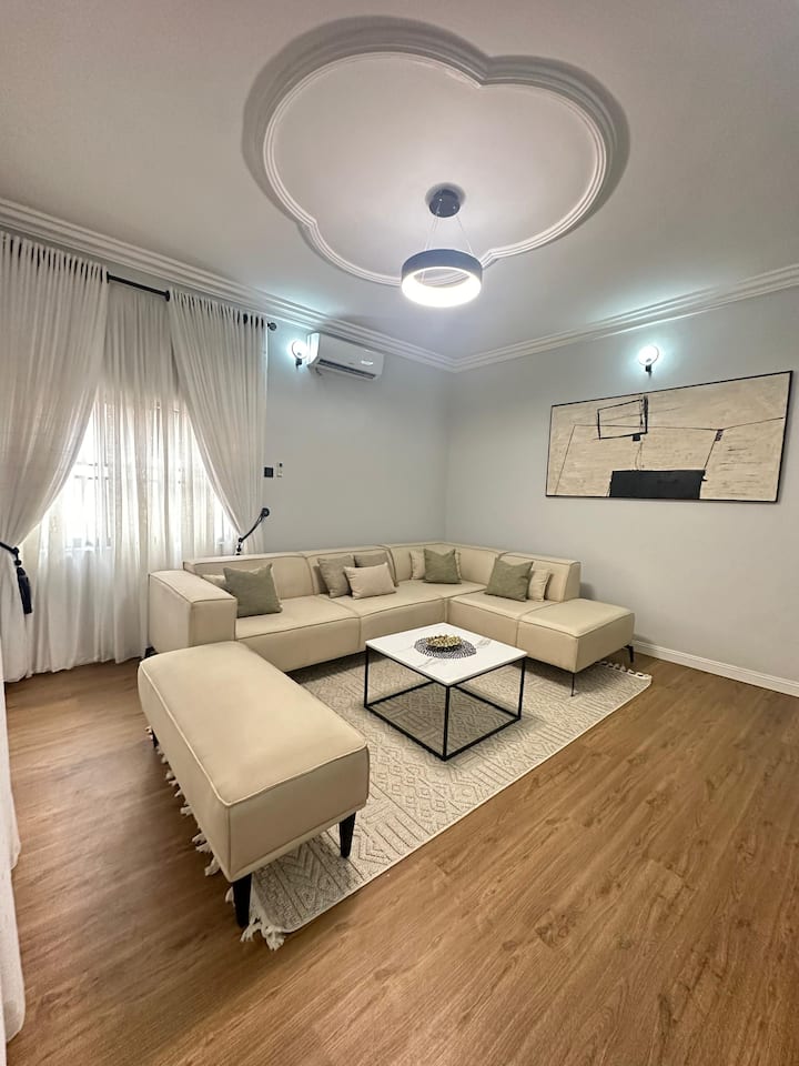 Cozy Three Bedroom Flat In The Heart Of Abuja - Abuja