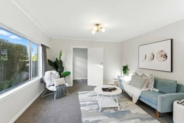 Sunny Room In A Beautiful House - Christchurch