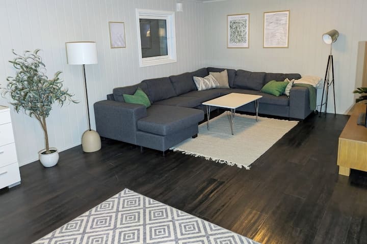 Arctic Nest | 3 Bedroom | Spacious, Cozy, Central - Tromsø