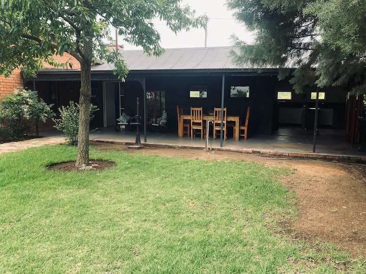 Die Koeistalle - Rosendal