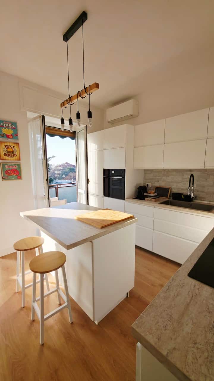 Luminoso E Accogliente Appartamento A Monza - Monza