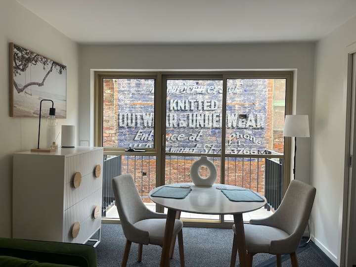 Best Carlton Location! - Melbourne