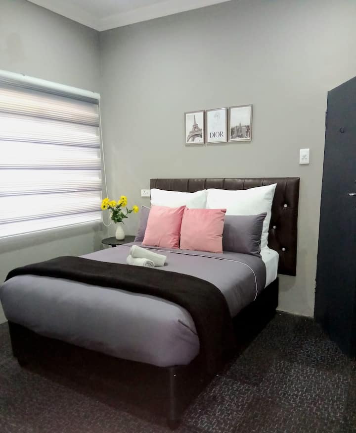 1 On Eden- Bnb - Pinetown