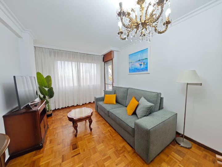 Garaje, A Unos Minutos Del Centro De Vigo. - Vigo