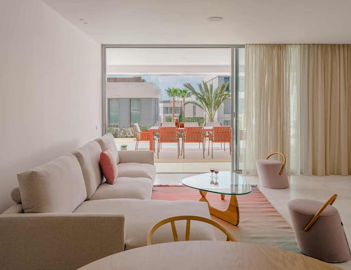 Luxury 3-br Apartment With Pool In Ibiza Harbour - Ibiza